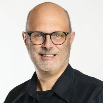 Pierre Michaud passe le flambeau à son fils Simon